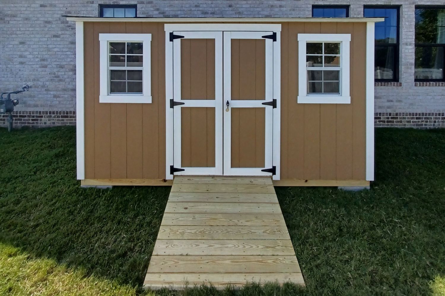 Lean-to Sheds | Enhance Your Outdoor Space With Our Sheds